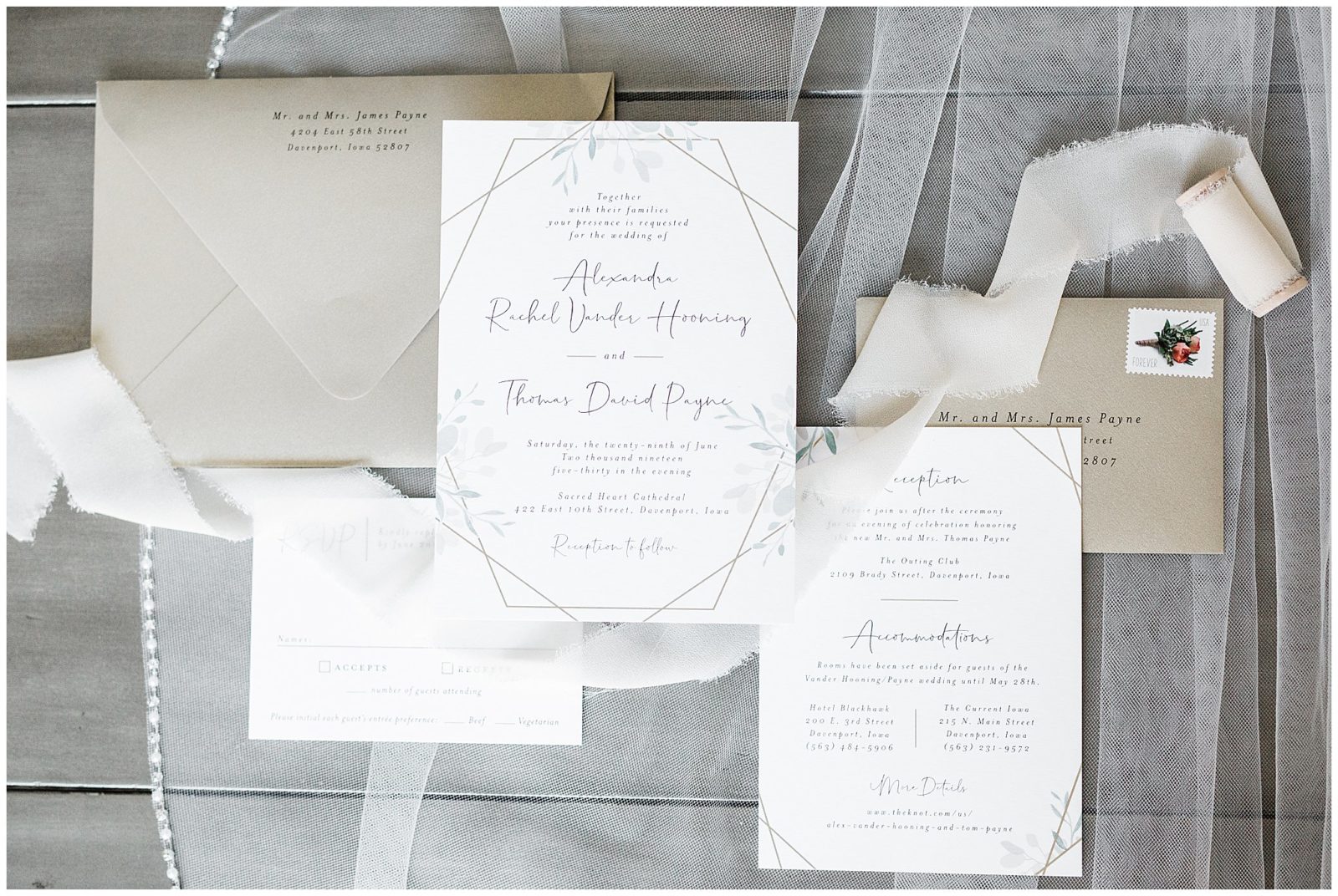 Outing Club Wedding | Alex & Tom | Davenport Wedding Photographer ...